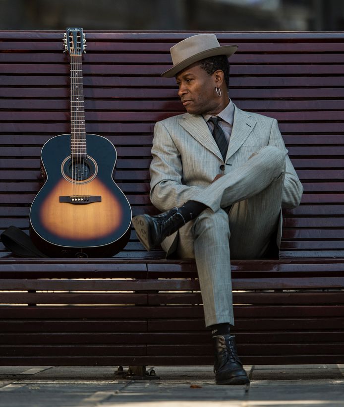 Brusselse bluesartiest Bai Kamara trapt Club Aquino in Bergeijk af ...