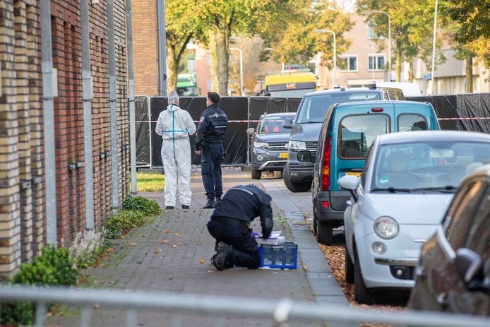 Dode man gevonden in plas bloed in Roosendaal, omgeving zeer ruim ...