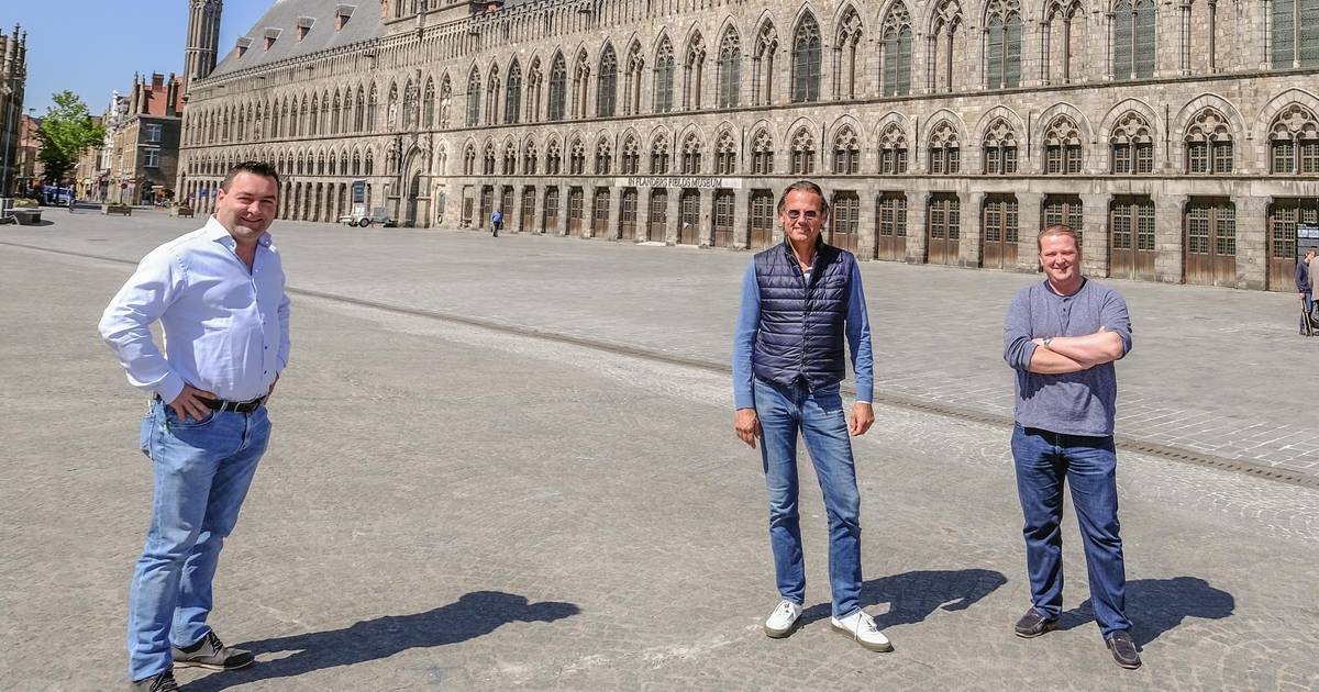 Naast stad en Horeca Ieper schenkt ook Centrummanagement Ieper ... Naast stad en Horeca Ieper schenkt ook Centrummanagement Ieper ...