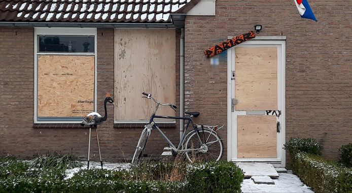 Grootste fractiepartij wil ingrijpen bij verwarde Enschedeër om een ...