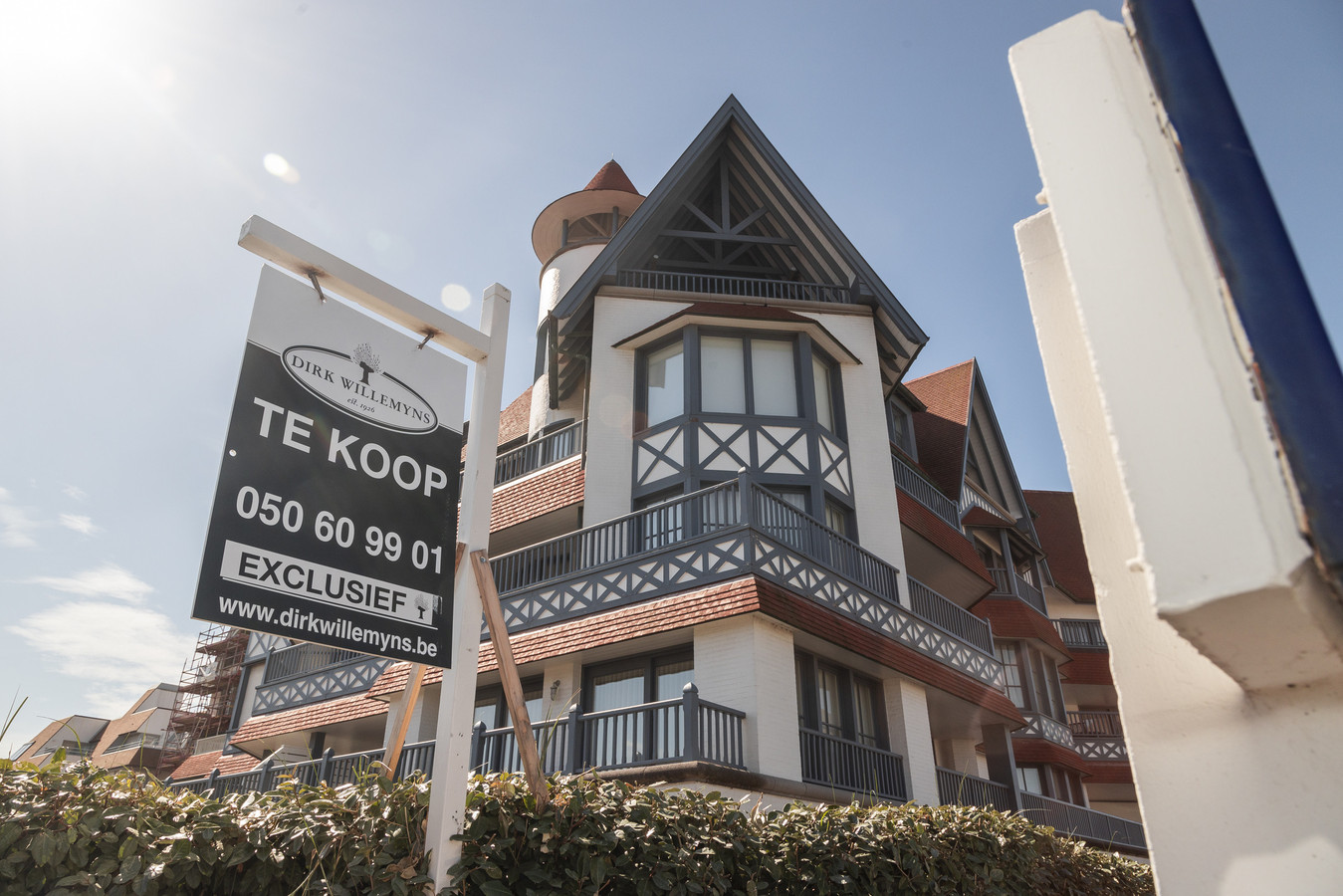 Voor één keer spreken we de inwoners van de chicste wijk van het land: Knokke-Zoute. “Het is een ...
