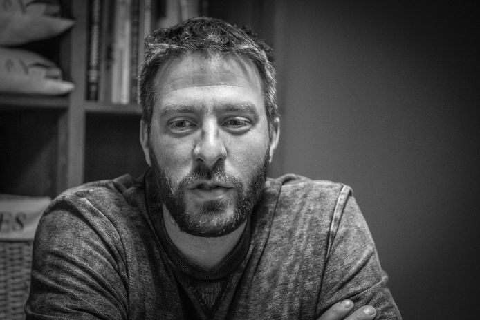 Koen (40) schreef boek over zijn tijd in Afghanistan: ‘Op de momenten ...