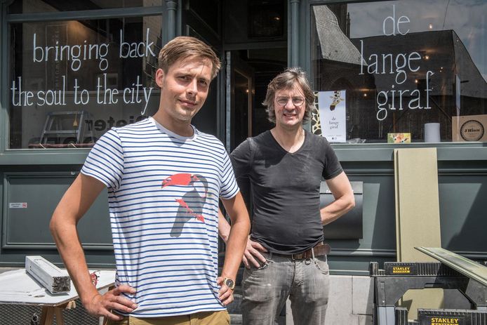 Henk en Mathieu openen vrijdag De Lange Giraf | Roeselare | hln.be