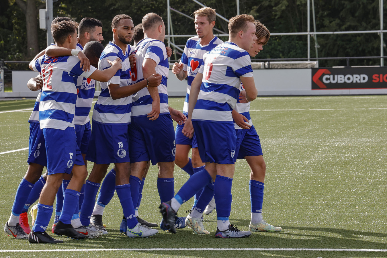 XerxesDZB grijpt ticket voor KNVB-beker, Nieuwenhoorn vanaf de stip ...