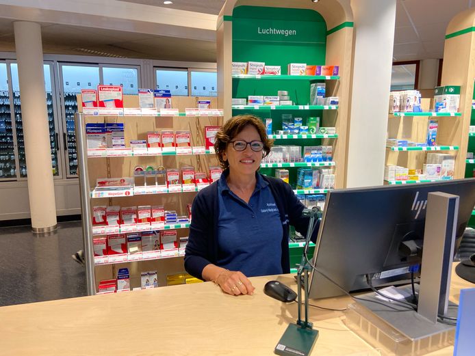 Apothekersassistente Mia Coolen zwaait na 45 jaar af: ‘Computers maken ...