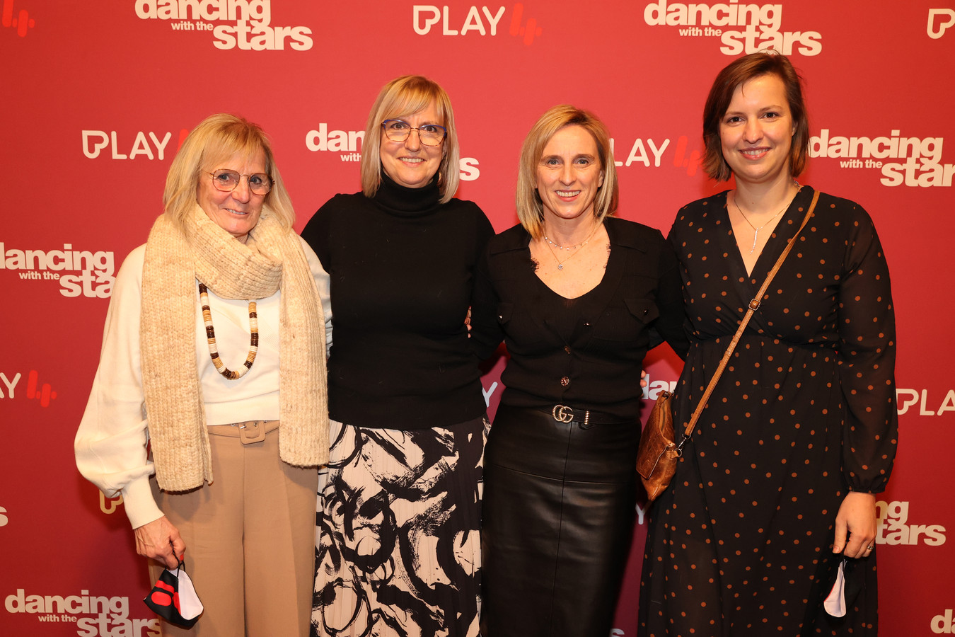 IN BEELD. Anke De Ridder showt haar nieuwe vriendin tijdens ‘Dancing ...