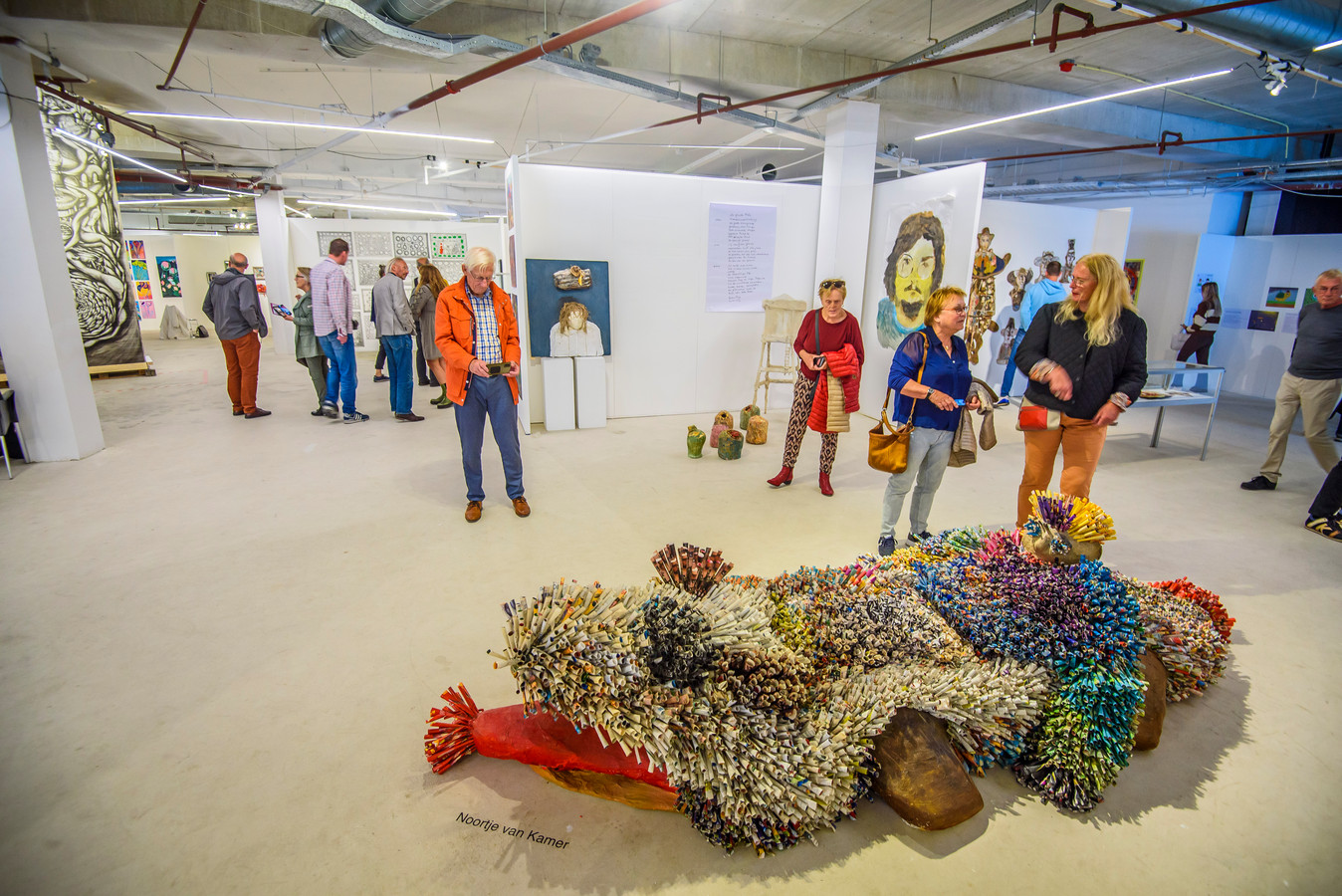 Pareltjes spotten tijdens Art Brut Biënnale: 150 kunstenaars, meer dan ...