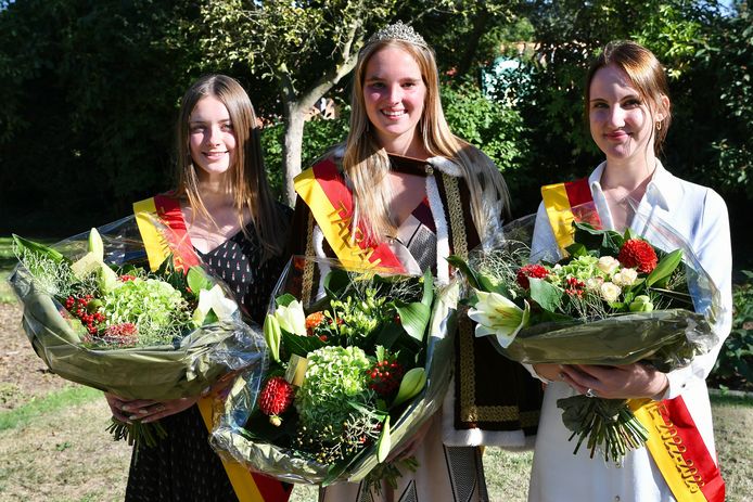 Joni Vantomme (20) is de nieuwe Tabaksfee, in de voetsporen van haar ...
