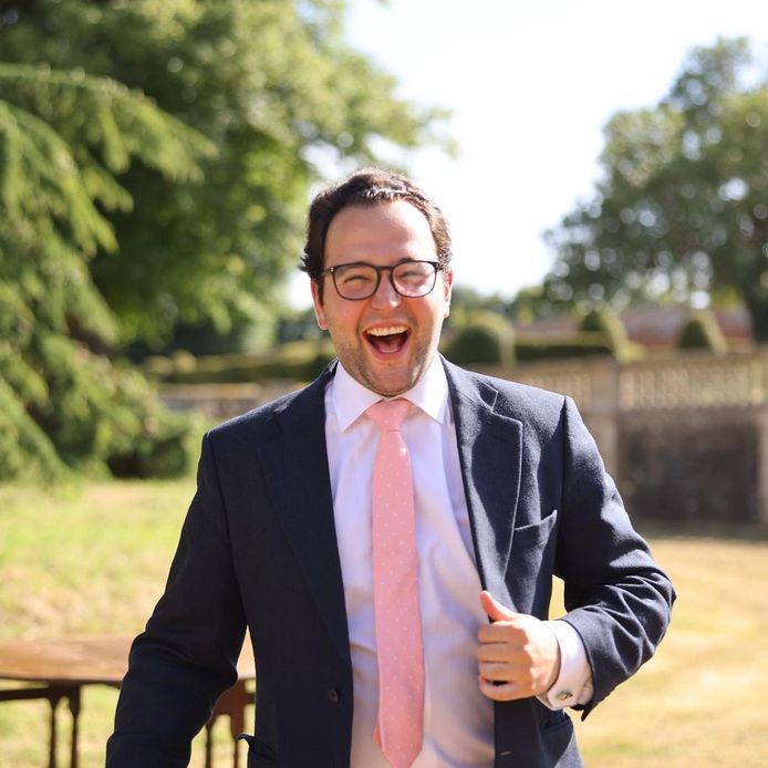 “Ze hebben duidelijk een romantische klik”: wie is Boris, met wie ...