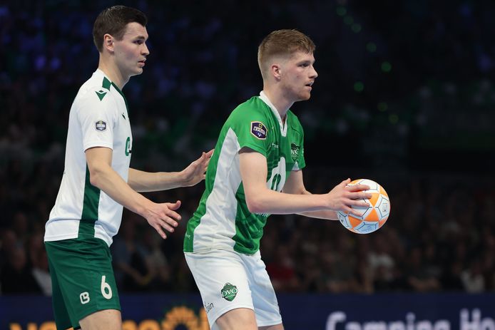 ‘Meester Menno’ staat twee dagen na verloren finale in Ahoy gewoon weer ...