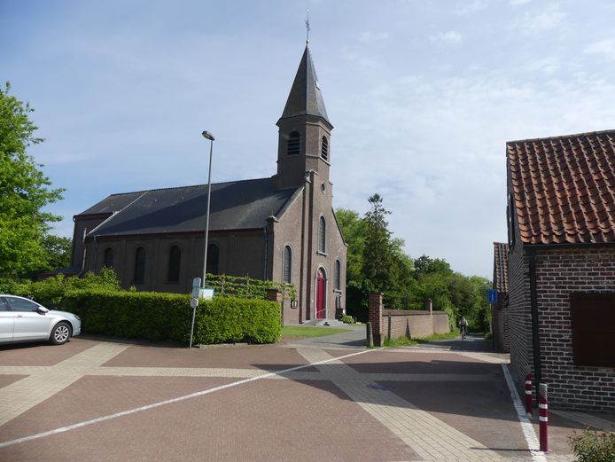 Bekendste gebouw van Zeveren wordt een dorpshuis | Deinze | hln.be