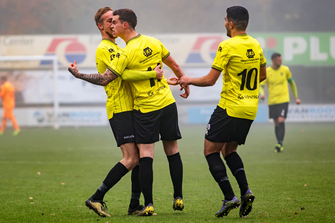 KNVB polst Halsteren voor promotie naar derde divisie | Foto | bndestem.nl