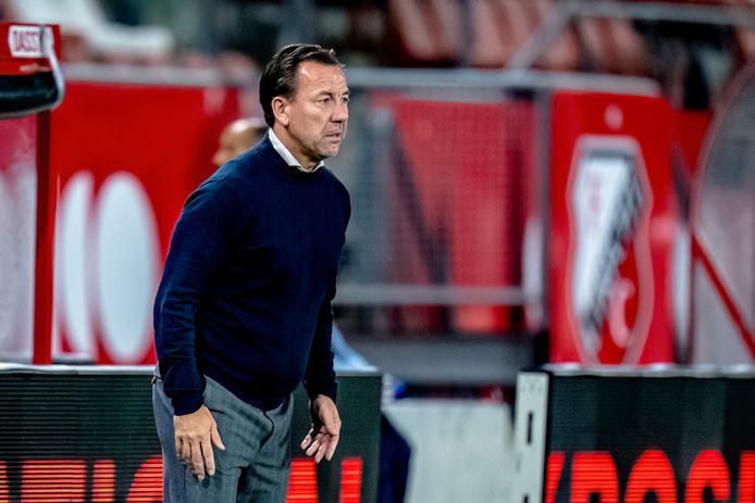 Flets NAC bij debuut Jean-Paul van Gastel niet langs Jong FC Utrecht | Nederlands voetbal | AD.nl