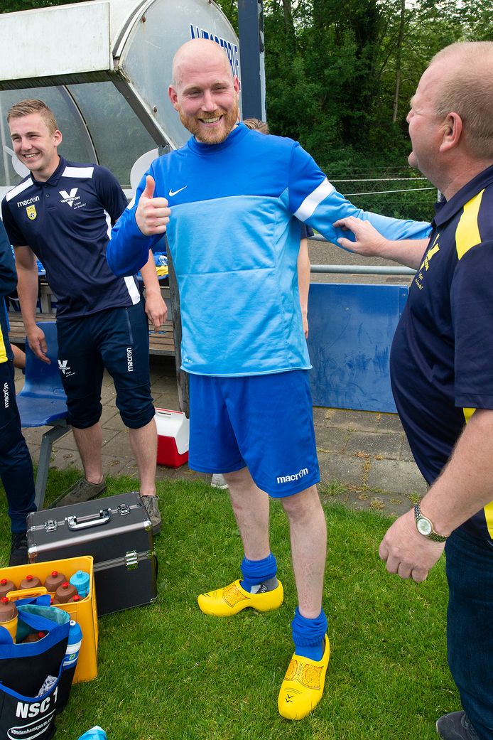 Fennebeumer levert tas in bij NSC Nijkerk | Regiosport Amersfoort | AD.nl