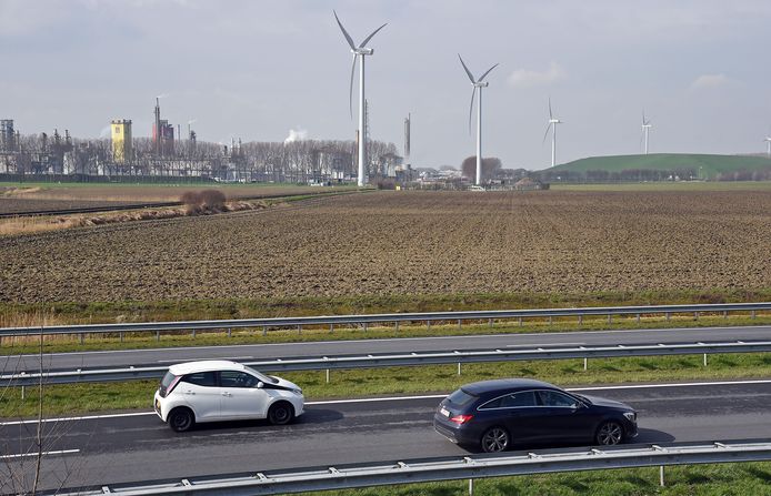 Groen licht voor zonneparken in Terneuzen, het zal vooral wennen zijn ...