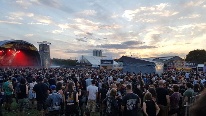 Graspop stevent af op topjaar: "F*ck terreur, hier is het feest ...