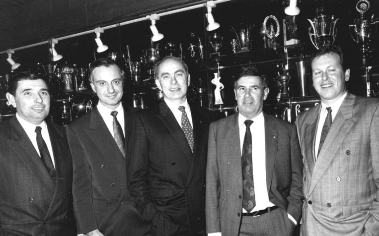 Erelid Ajax overleden | Het Parool