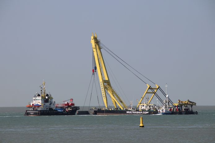 Multraship mag bij Texel gezonken Urker viskotter bergen | Zeeuws ...