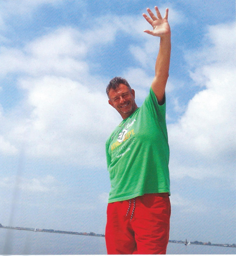 LEVENSVERHAAL. Yves Stevens (59), de toptennisser die Sabena trouw ...