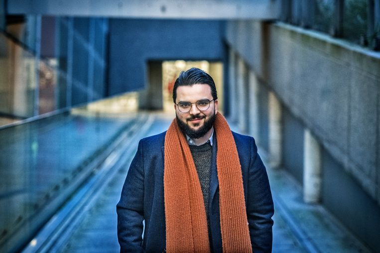 Mohamed Chaib schrijft boek over zijn broer, de Antwerpse IS-terrorist ...