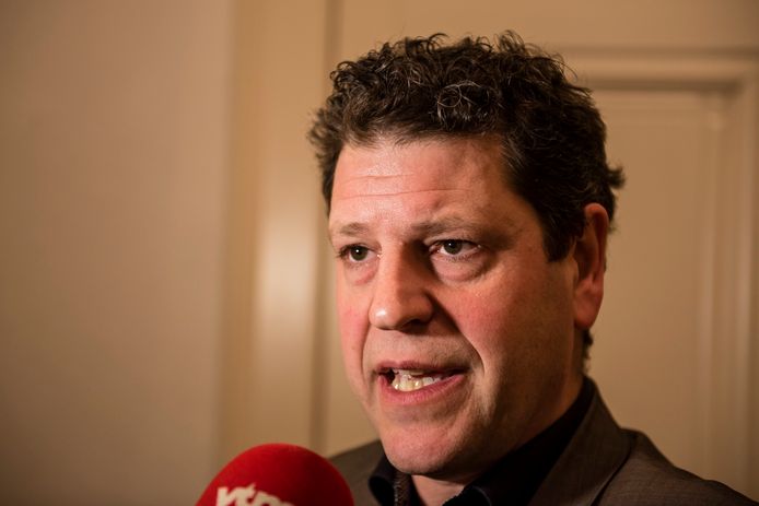 Tom Meeuws (sp.a) wil werklozen omscholen tot bouwvakkers voor ...