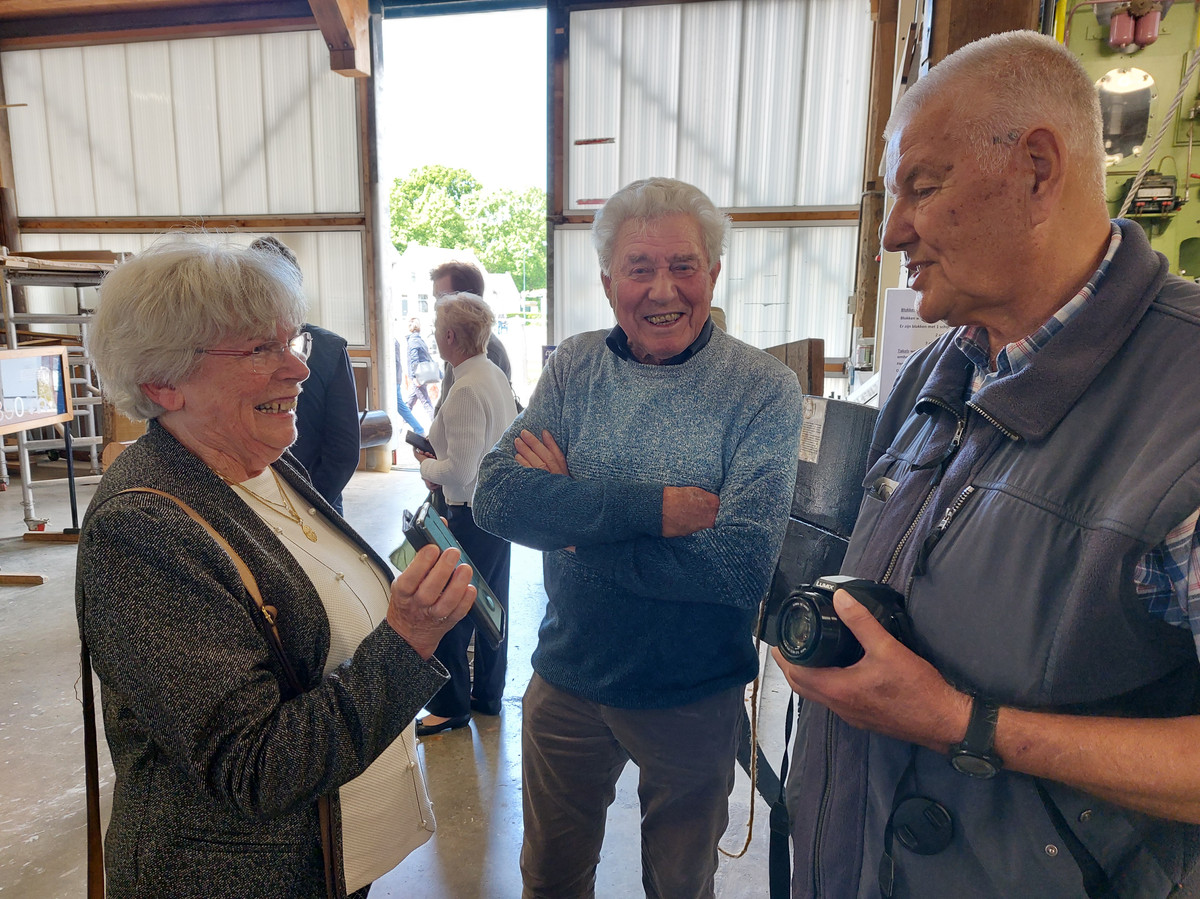 Oud-collega's scheepsmotorenbouwer Smit-Bolnes halen herinneringen op ...