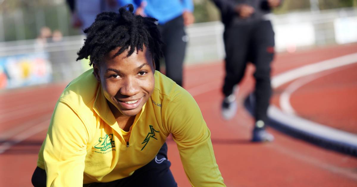 Sprintster Ama van Bussel over haar idool: 'Ik kan urenlang naar haar ...