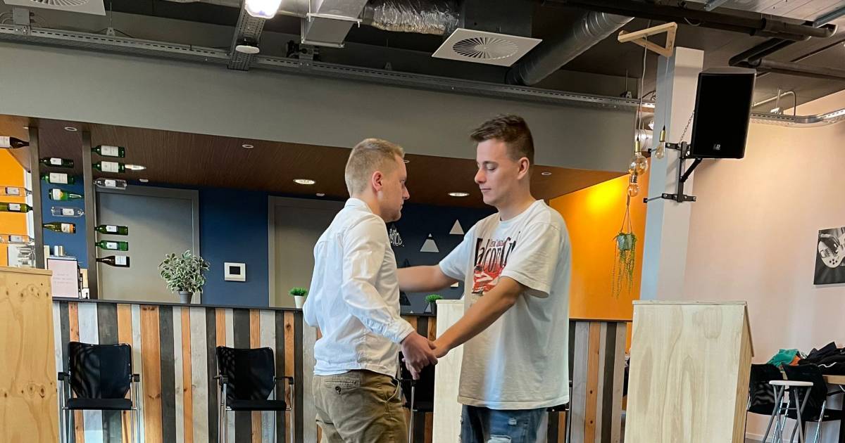 Jongeren met beperking klagen zorgverlener aan in voorstelling ...