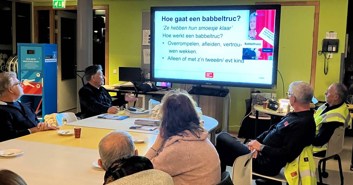 Voorlichting over digitale oplichting: ‘Meneer, u bent bijna opgelicht ...