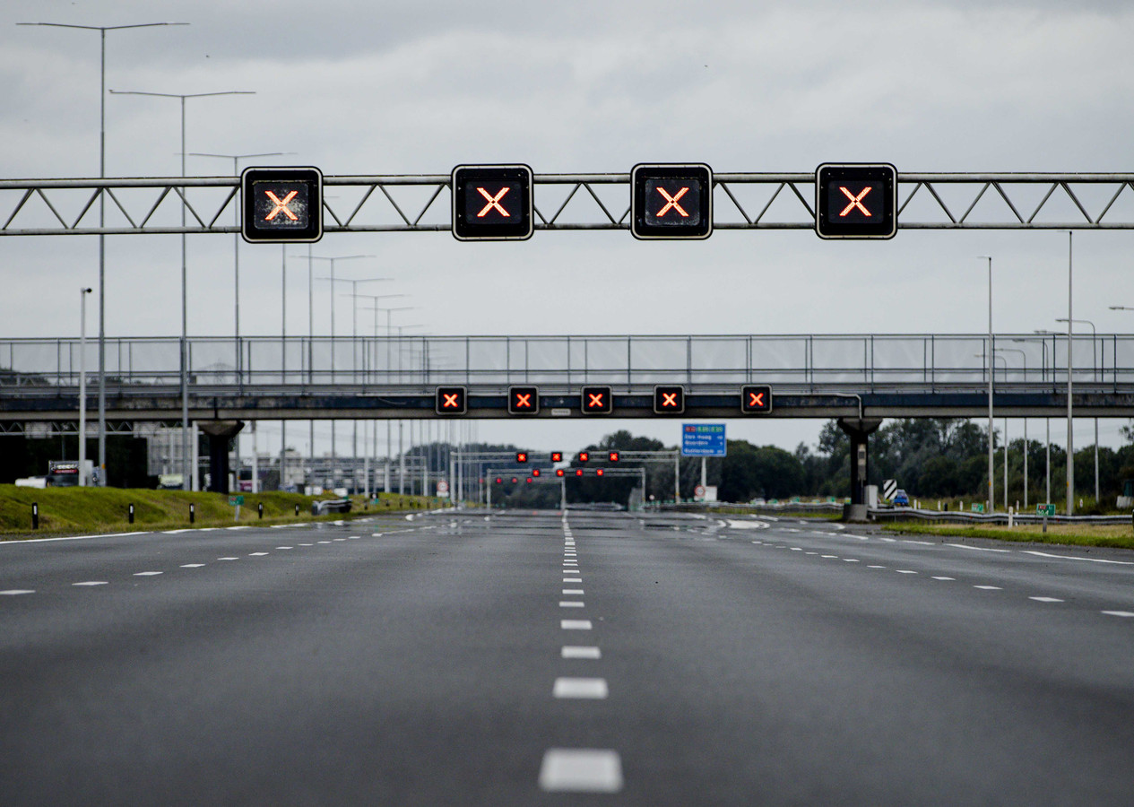 Verkeershinder op A12: snelweg richting Duitsland drie avonden en ... Verkeershinder op A12: snelweg richting Duitsland drie avonden en ...