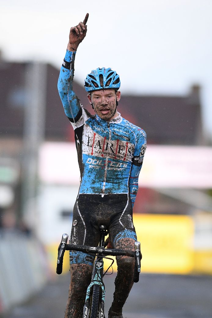 Ronhaar wint en leidt in Zeven | Regiosport | tubantia.nl