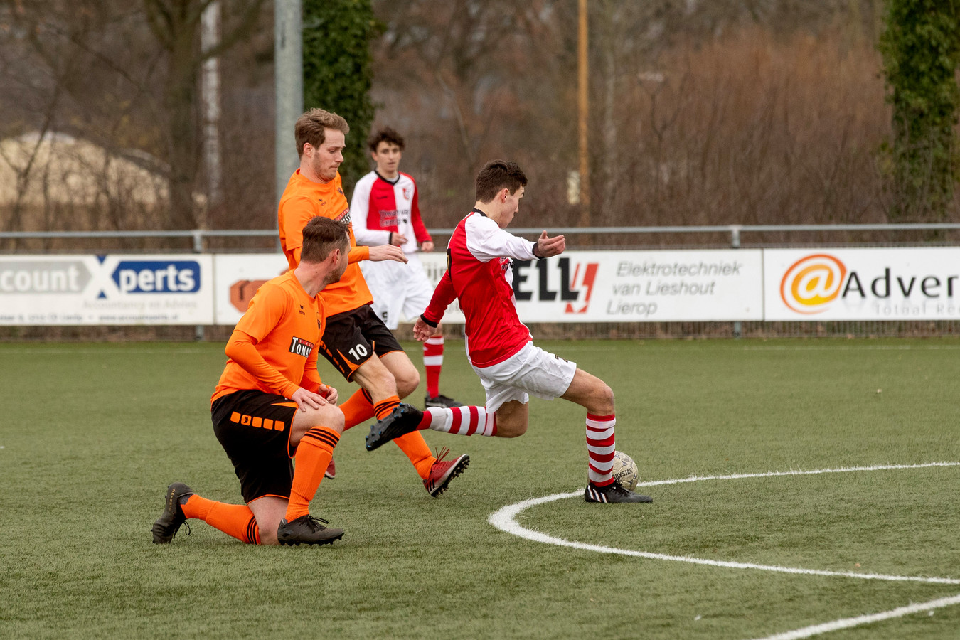 SVSH blijft verrassen en wint dankzij Stefan Maas derby tegen Lierop ...