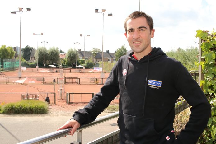 Benefiet voor Ironman Maarten Seghers in De Jasmijn | Sint-Niklaas | hln.be