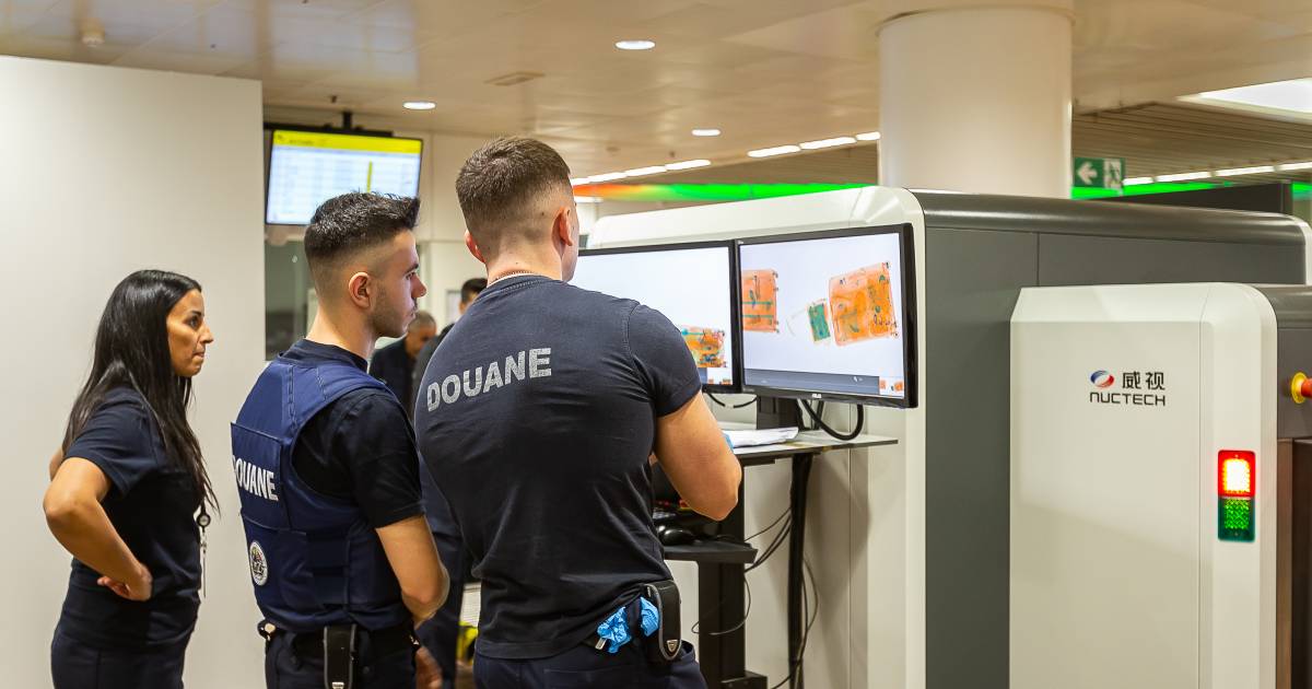 Chinese scanners die douane gebruikt vormen tóch een veiligheidsrisico ...