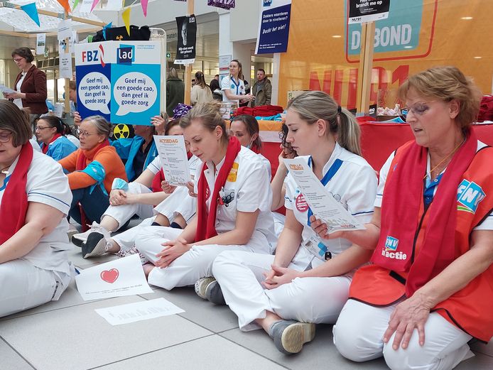 Verpleegkundigen en artsen staken: ‘We zijn behandeld als uitrekbaar ...
