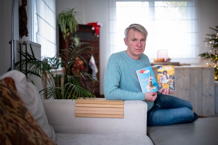 Jeugdschrijver Danny De Vos legt niet één maar meteen twee boeken onder ...