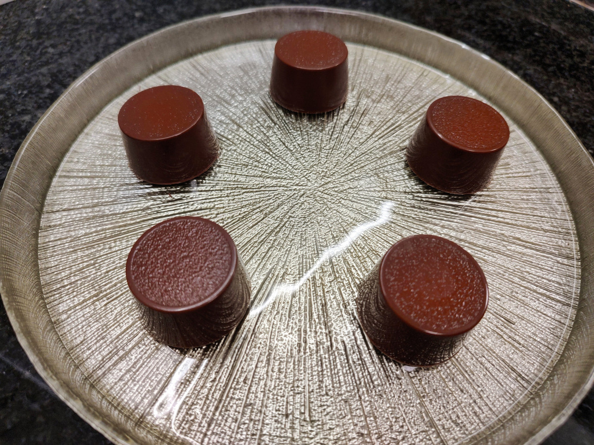 ZoeteZee wint zilver op Belgium Chocolate Awards: “Snij onze praline ...