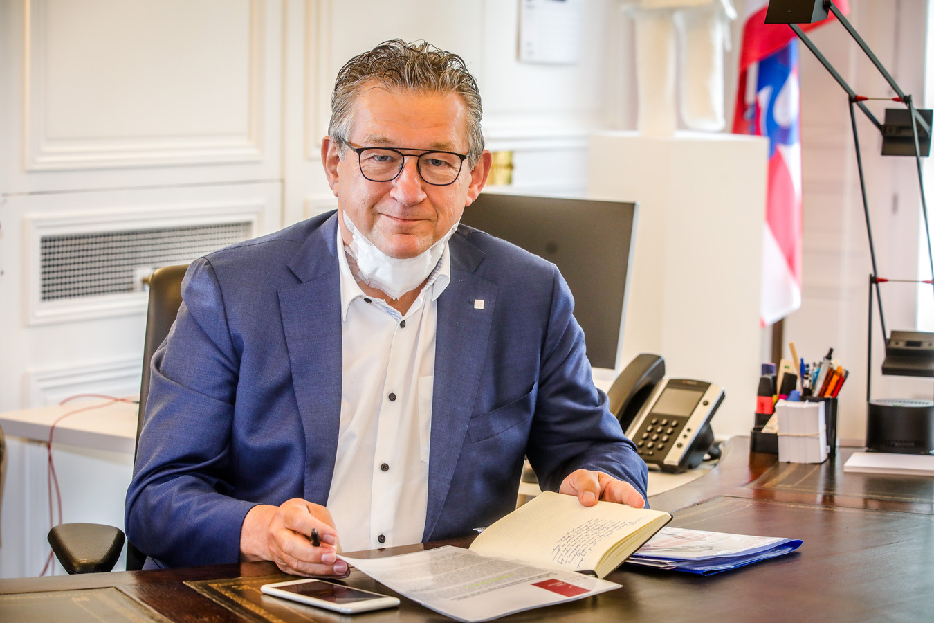 Dirk De fauw verschijnt voor het eerst in Brugge sinds steekincident ...