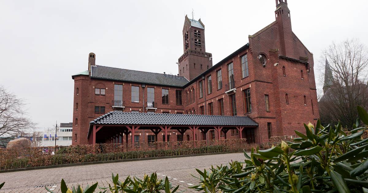 Voormalig raadhuis Winterswijk plek voor startende opleiding ...