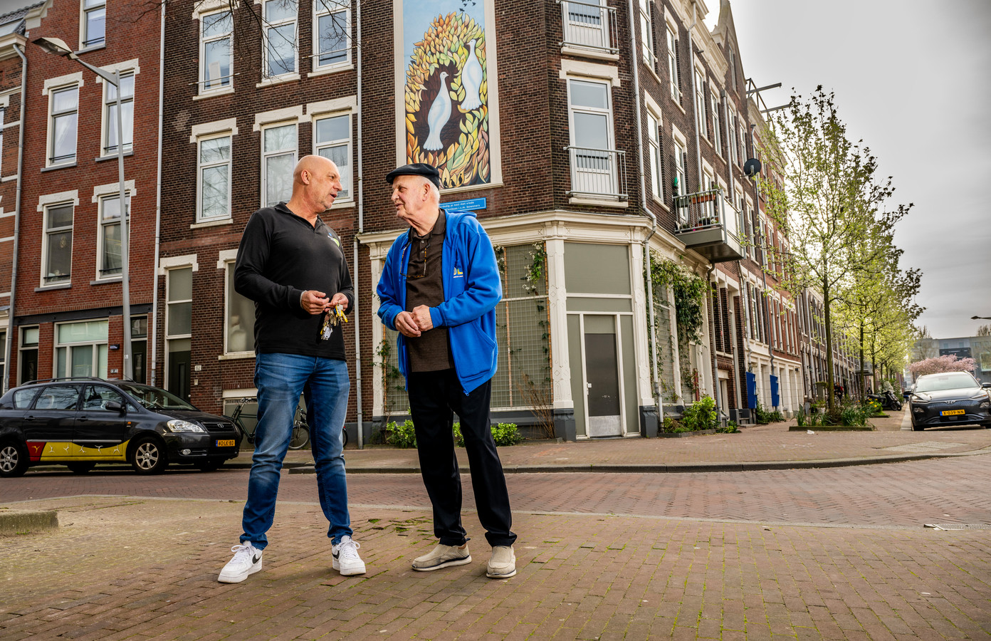 Huizen bomvol katten en honderd slangen in Ikeadozen: het zullen je ...