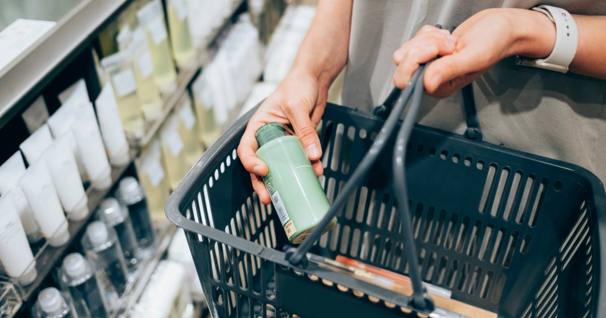 Is een crème van 200 euro echt beter dan eentje van 20? “In dit geval ...