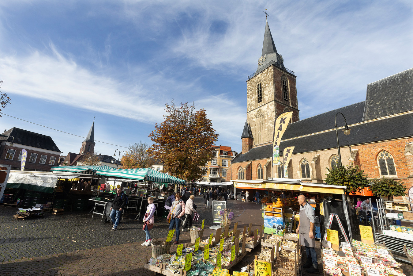Kraamhouders verdwenen in coronatijd, markt Winterswijk zoekt naar ...