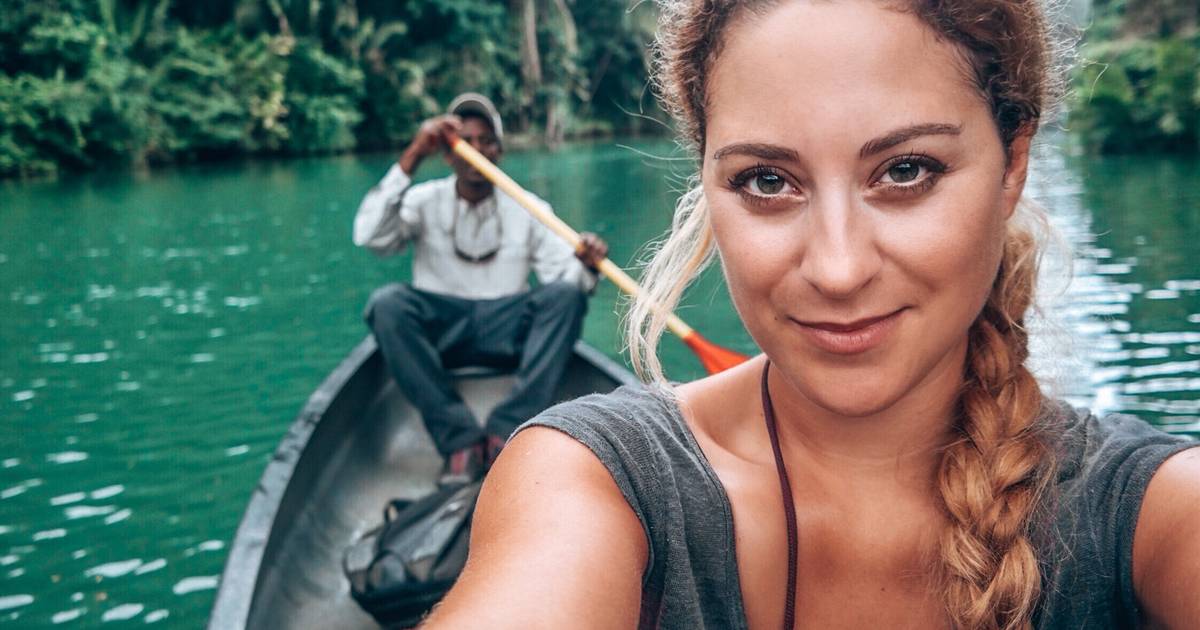Lieke (37) werd erg ziek door corona en schreef reisboek als escape ...