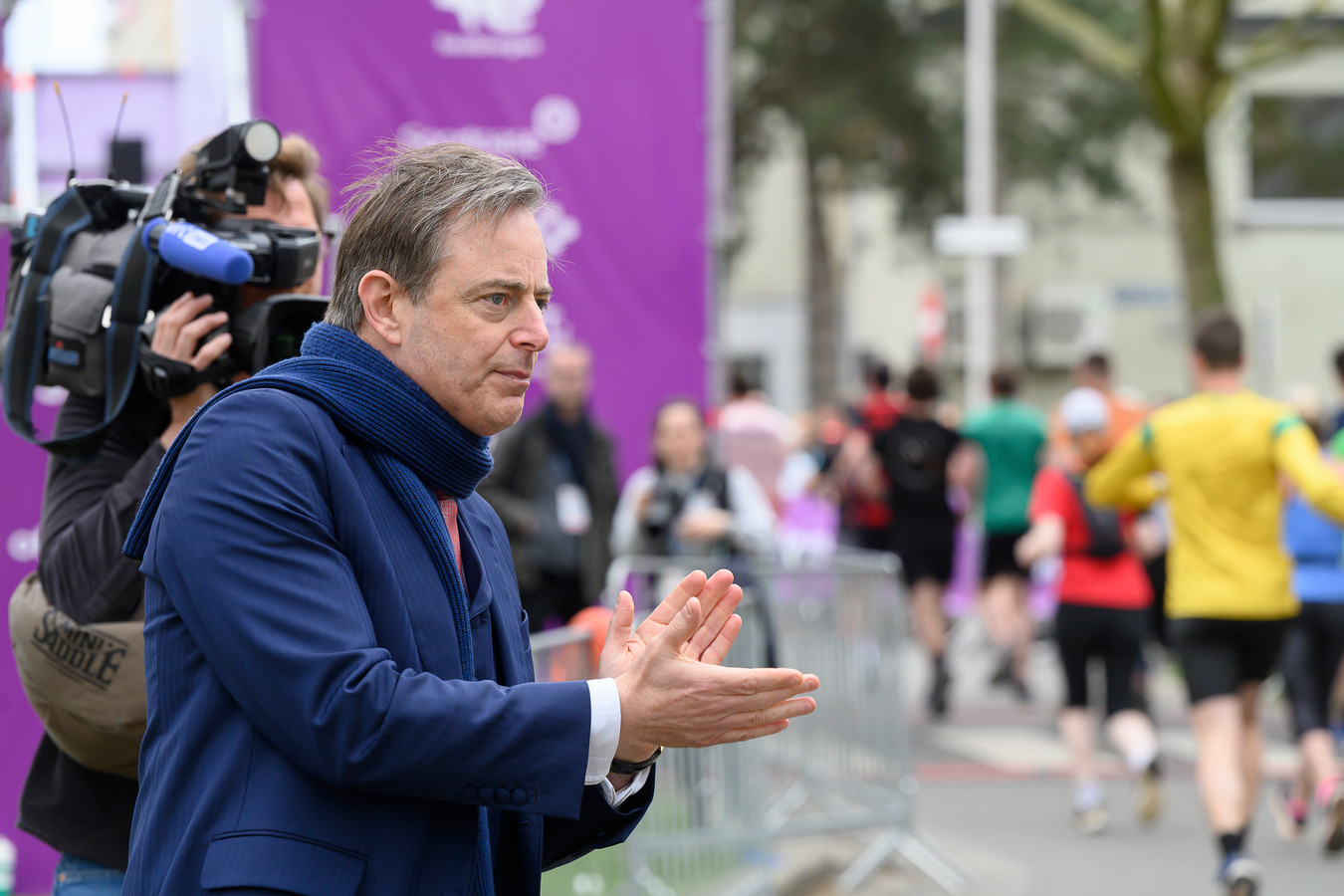 IN BEELD. Dit was de 10 Miles in 25 opvallende beelden | Foto | hln.be