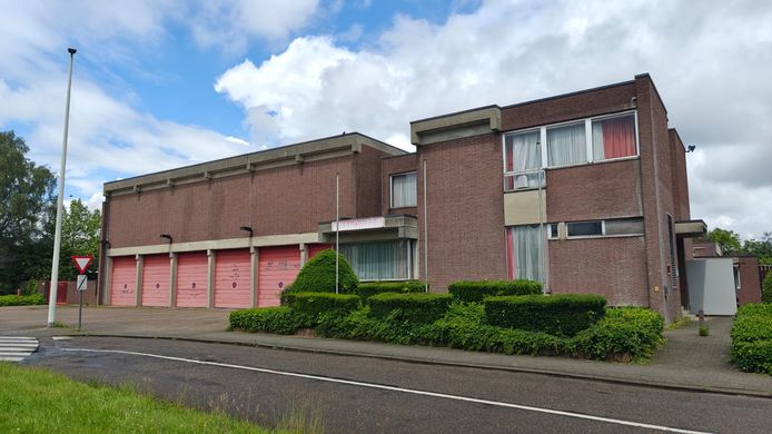 Scholieren uit Mortsel belanden in koud water tijdens kajaktocht ...