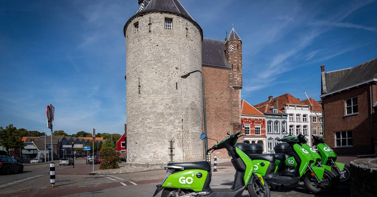 Gifgroene deelscooters: voor de één een uitkomst, voor de ander een ...