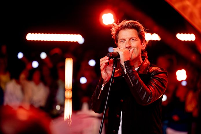 Vossenhol viert kermis: Gene Thomas en Oktoberfest met Zanger Rinus ...