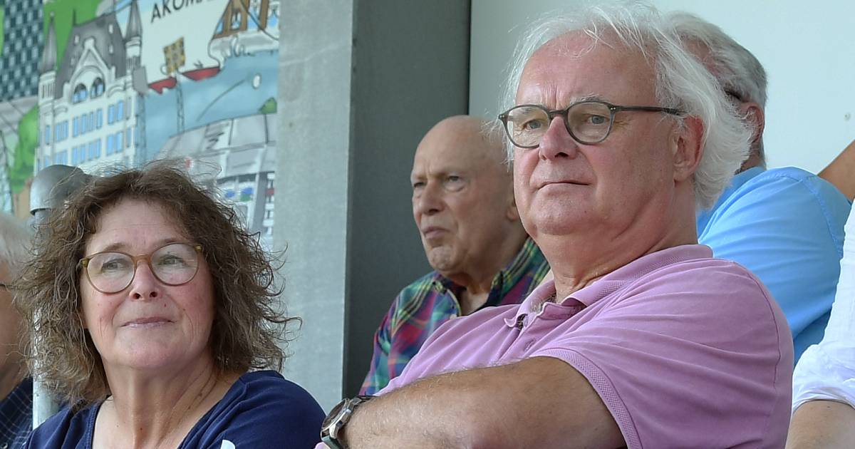 Wessel Verhaar juicht na doelpunt niet: vader en VOC-clubman wél ...