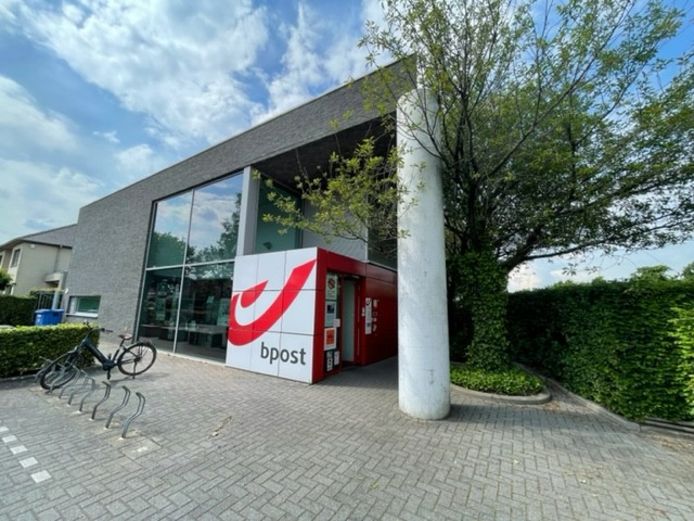 Interesse om een postkantoor te kopen? Vraagprijzen tussen 650.000 en ...