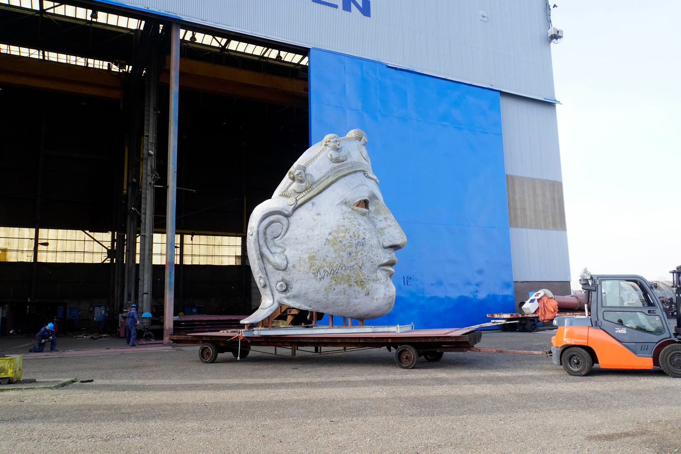 Het Romeinse masker van Andreas Hetfeld heeft zijn tocht voltooid, en ...